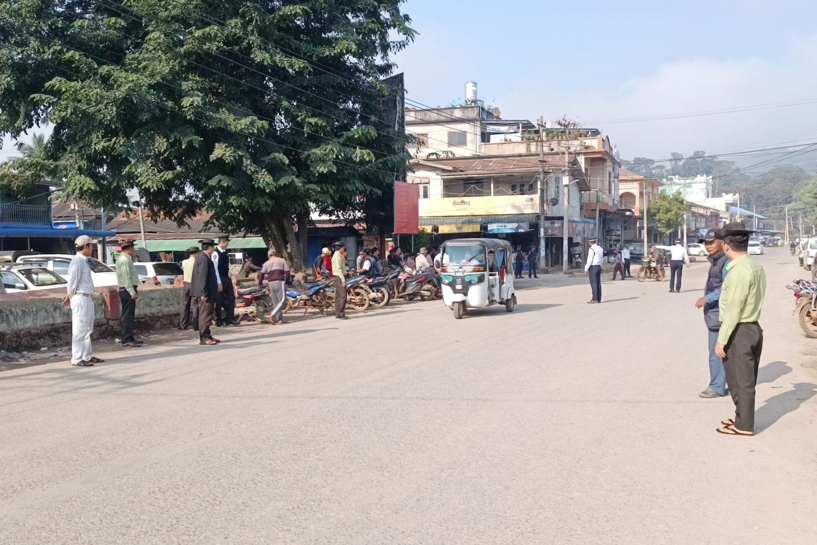 တန့်ယန်းမြို့နယ်တွင် ယာဉ်အန္တရာယ်၊ လမ်းအန္တရာယ်ကင်းရှင်းရေး